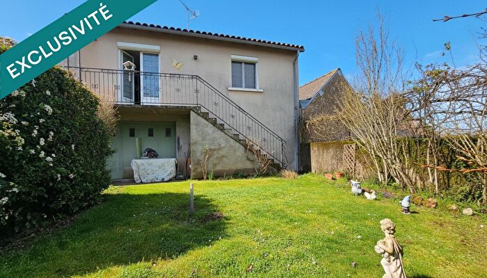 Maison à vendre - Montmorillon - 3 pièces - 2 chambres