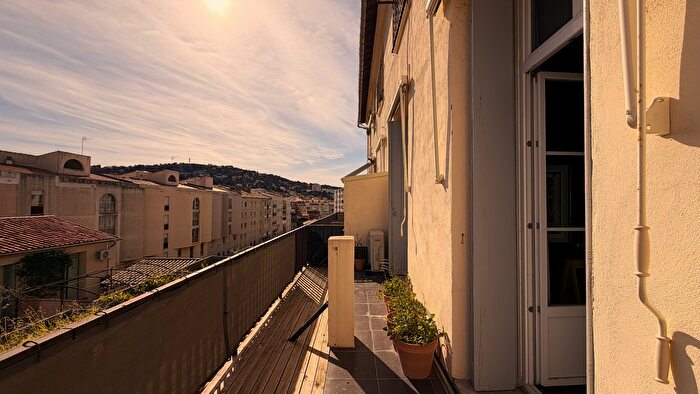 Appartement à vendre - Sète, La Gare - 4 pièces - 2 chambres