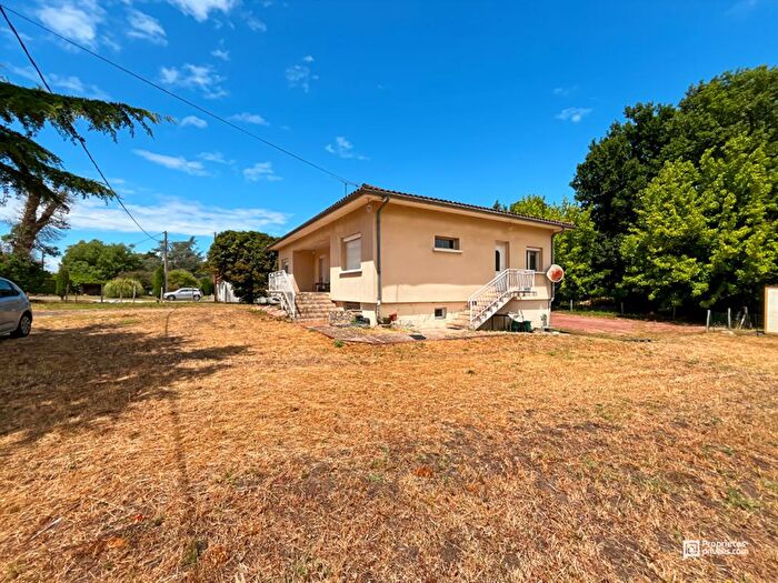 Maison à vendre - Saint-André-de-Cubzac - 7 pièces - 6 chambres