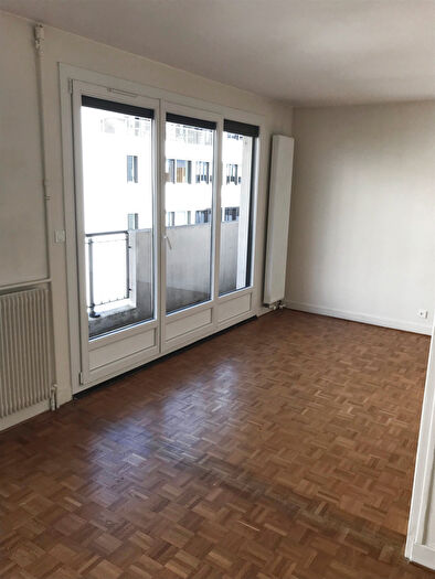 Appartement à louer - Neuilly-sur-Seine, Plaine des Sablons - 2 pièces - 1 chambre