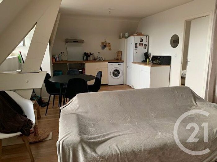 Appartement 2 pièces à Lisieux, Centre-ville, à louer