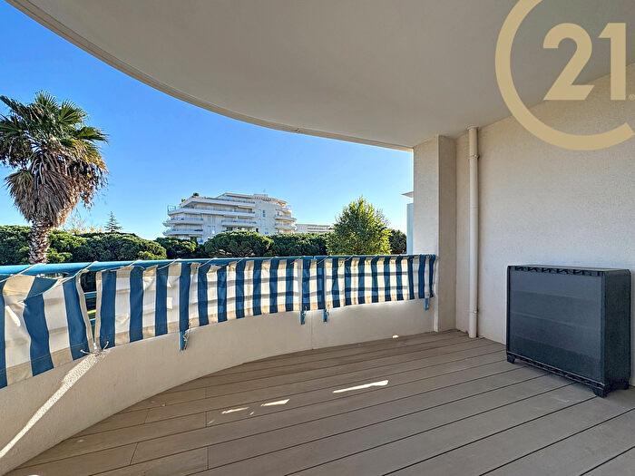 Appartement à vendre - Fréjus - 2 pièces - 1 chambre