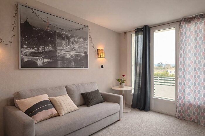 Appartement à louer - Pont-Saint-Esprit - 2 pièces - 1 chambre