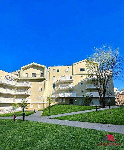 Appartement à louer - Les Olives, Marseille ème arrondissement - 3 pièces - 2 chambres