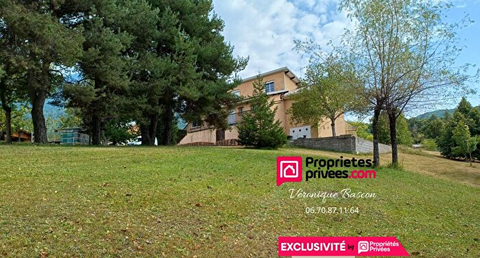 Saint-Vincent-les-Forts - Maison 6 pièces à vendre