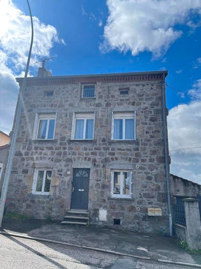 Maison 5 pièces à louer - Centre Ouest, Sainte-Sigolène
