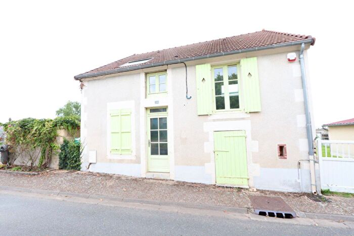 Maison 4 pièces à louer à Pougues-les-Eaux