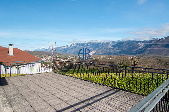 Maison à vendre - Vinay - 7 pièces - 5 chambres