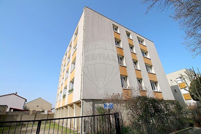 Appartement à vendre - Colombes, Centre-ville - 3 pièces - 2 chambres