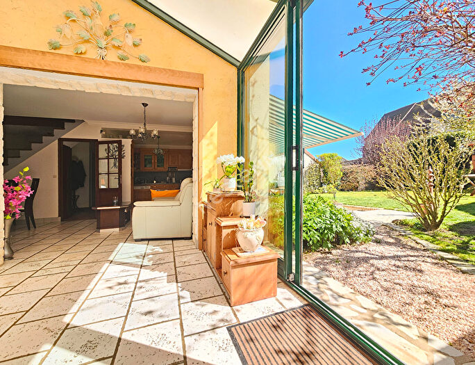 Maison 4 pièces à Longuesse, à vendre