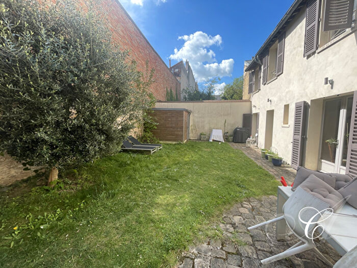 Maison à louer - Versailles, Notre Dame - 5 pièces - 3 chambres