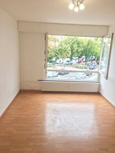 Appartement à louer - Strasbourg, Neudorf, Saint-Urbain, Landsberg - 1 pièce