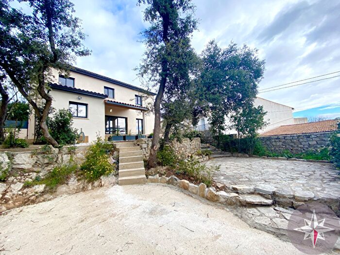 Maison 5 pièces à Cournonsec, à louer