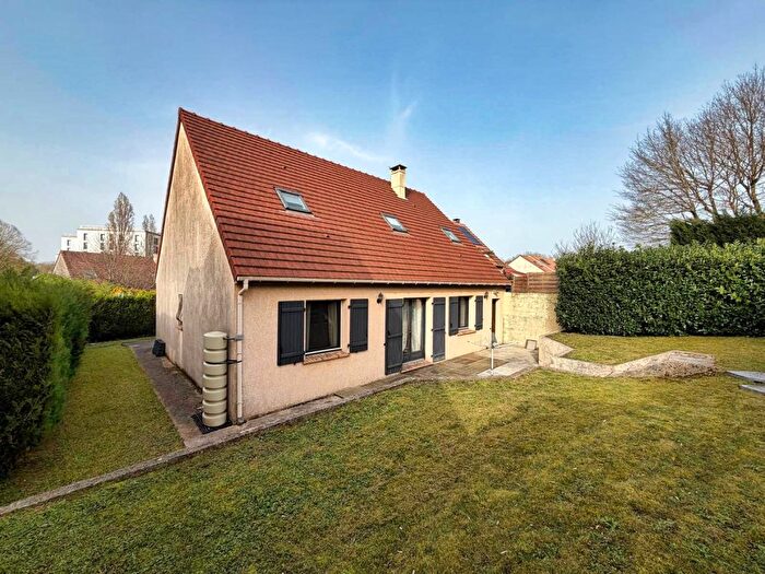 Maison à vendre - Nemours, Beauregard - 6 pièces - 4 chambres