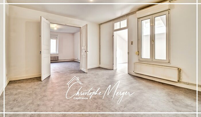 Appartement à vendre - Sarrebourg, Centre-ville - 4 pièces - 3 chambres