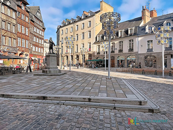 Appartement à vendre - Quartiers Centre, Centre-ville - 5 pièces - 3 chambres