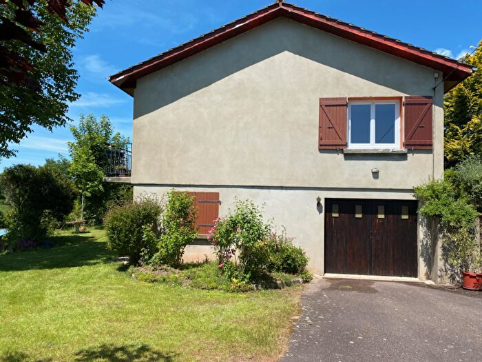 Maison à vendre - La Clayette - 5 pièces - 3 chambres