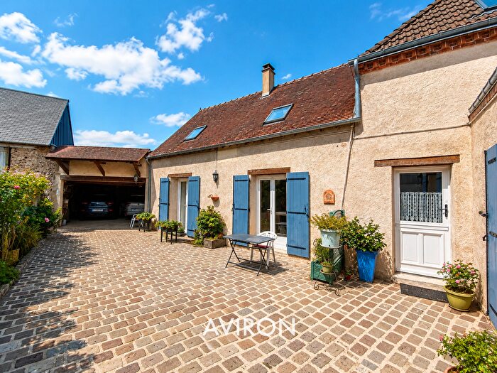 Maison 7 pièces à Corancez, à vendre