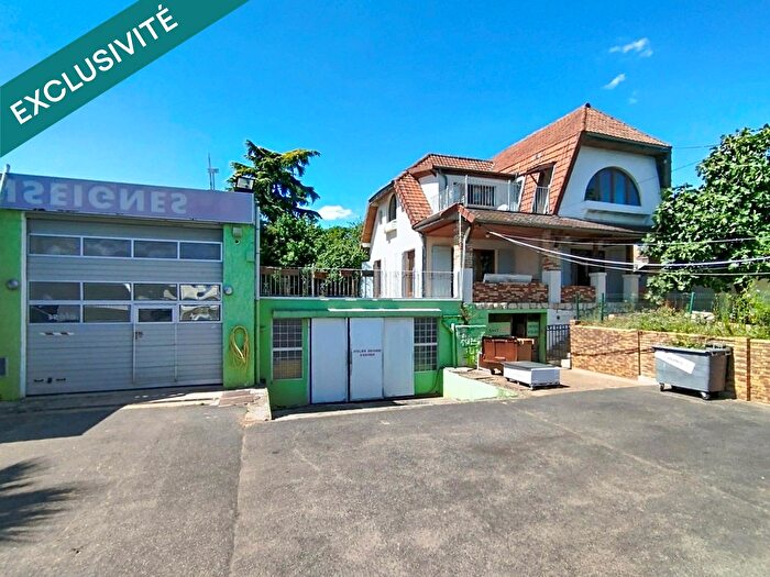 Maisons à vendre et appartements à louer - 3