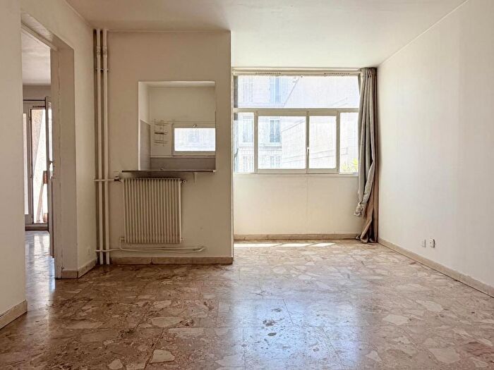 Appartement 2 pièces à vendre - Marseille 6ème, Castellane