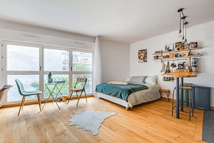 Paris 19ème, Secrétan, Jaurès - Appartement 1 pièce à vendre