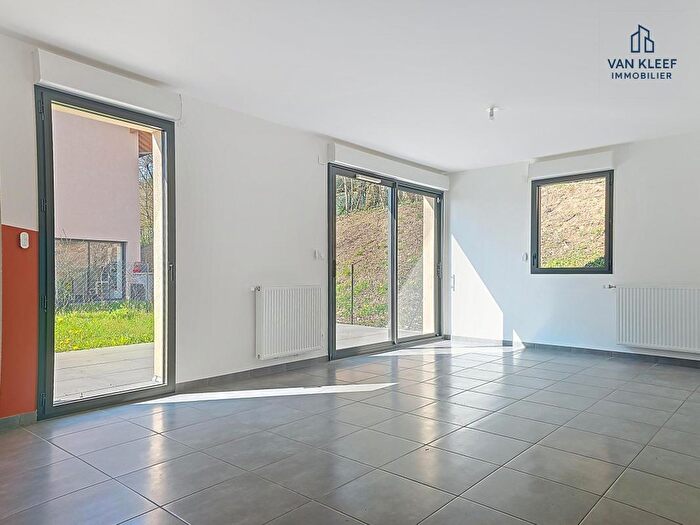 Appartement à vendre - Divonne-les-Bains - 4 pièces - 3 chambres