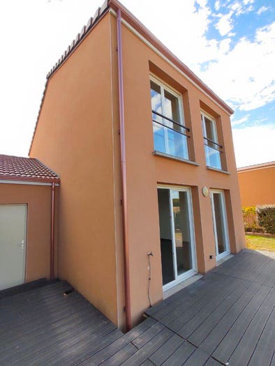 Maison 4 pièces à louer à Villers-Allerand