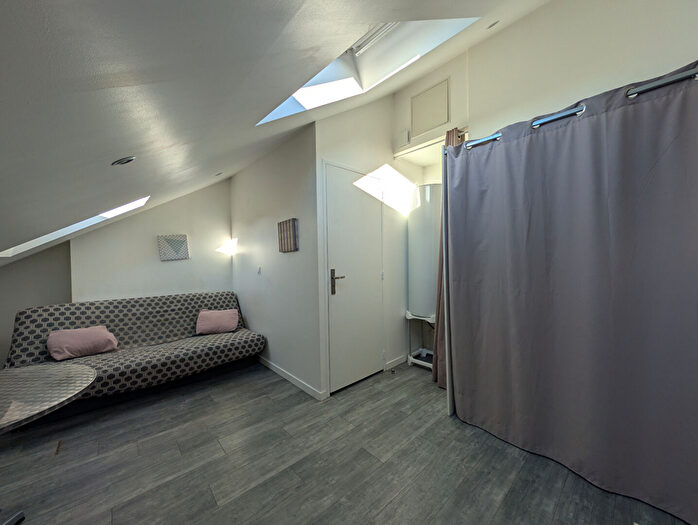 Appartement à louer - Le Havre, Danton, Rond point - 1 pièce