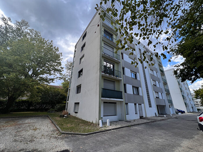 Appartement à louer - Mérignac, Arlac - 3 pièces - 2 chambres