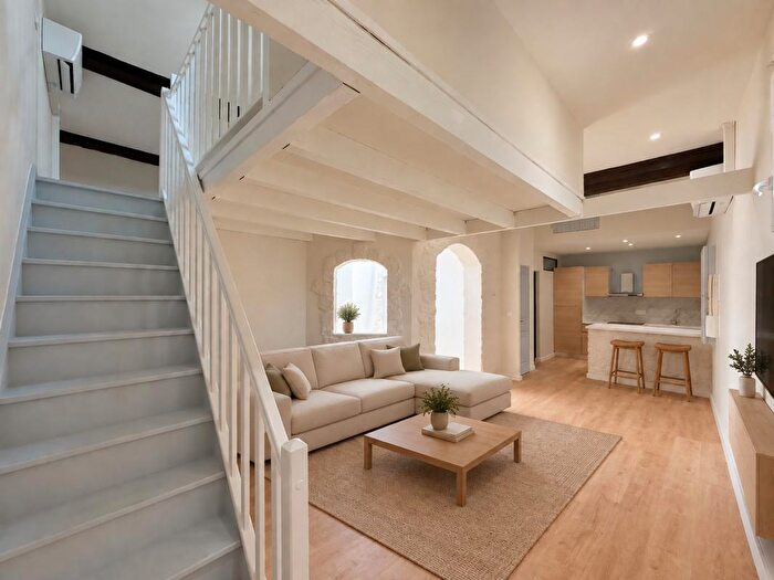 Maison 4 pièces à vendre à Nîmes