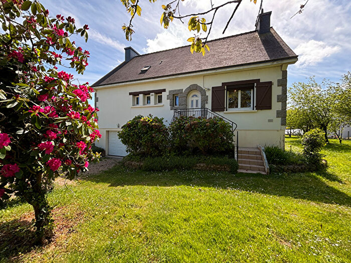 Maison à vendre - Ploërmel - 8 pièces - 5 chambres