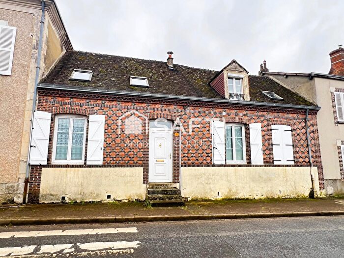 Maison à vendre - Frazé - 6 pièces - 5 chambres