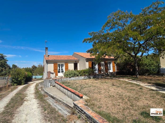 Hiersac - Maison 5 pièces à vendre