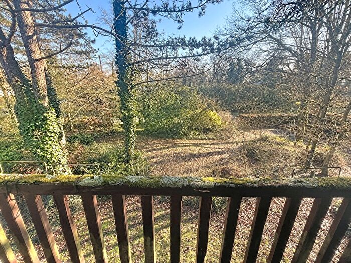 Maison à vendre - Saint-Denis-en-Val - 8 pièces - 5 chambres