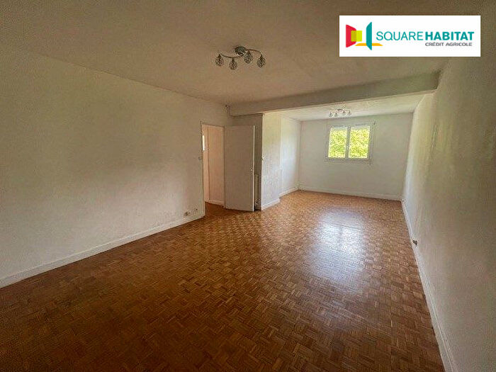 Gelos - Appartement 3 pièces à louer