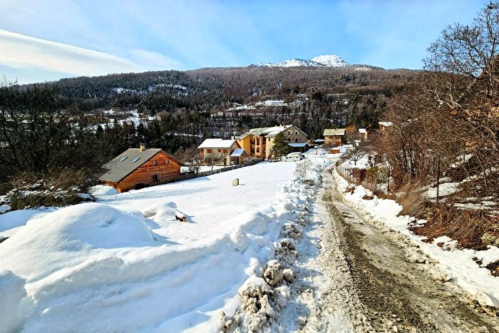 Maison à vendre - Briançon, Chabas, Pramorel, Forville, Mas de Blais - 5 pièces - 4 chambres
