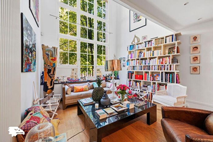 Appartement 5 pièces à Paris 18ème, Montmartre, Sacré Coeur, Abbesses, à louer