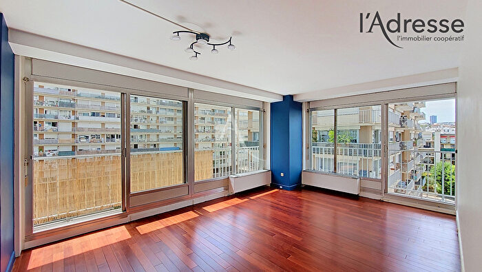 Appartement 3 pièces à vendre - Puteaux, Front de Seine Bellini
