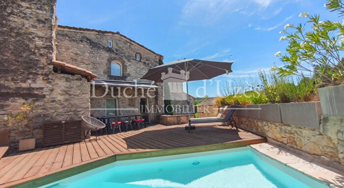 Maison 6 pièces à vendre à Uzès
