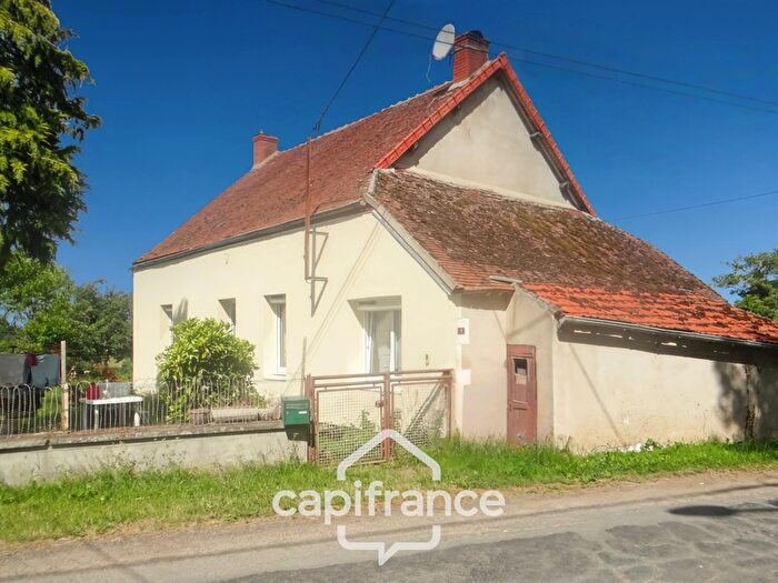 Échassières : Maison 3 pièces à vendre
