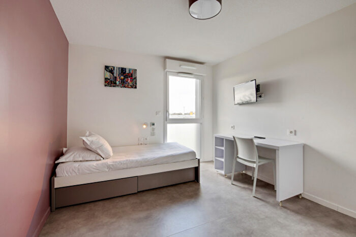Appartement 1 pièce à louer à Pessac, CCLAPS, La Châtaigneraie