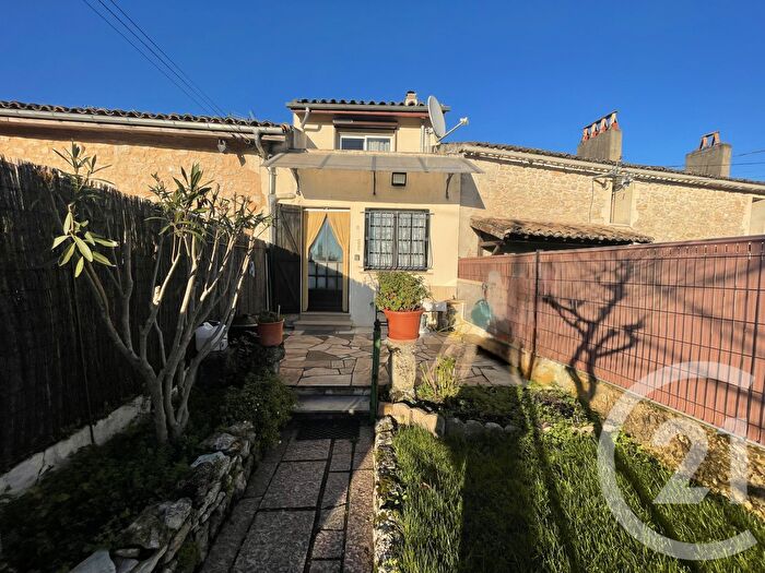 Montpon-Ménestérol : Maison 3 pièces à vendre