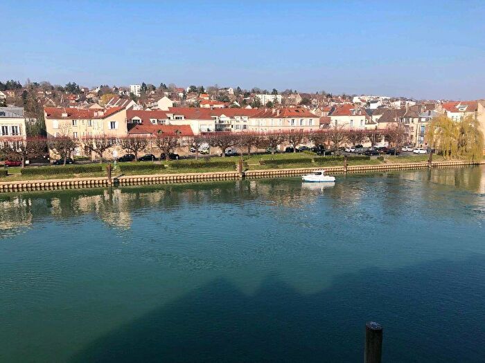 Appartement à louer - Lagny-sur-Marne - 3 pièces - 2 chambres