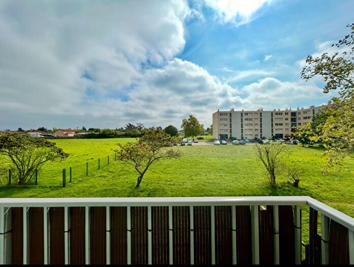 Appartement à vendre - Bron, Le Terraillon - 3 pièces - 2 chambres