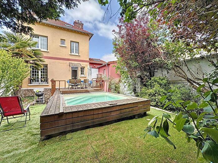 Maison à vendre - Le Perreux-sur-Marne, Thillards - 7 pièces - 5 chambres