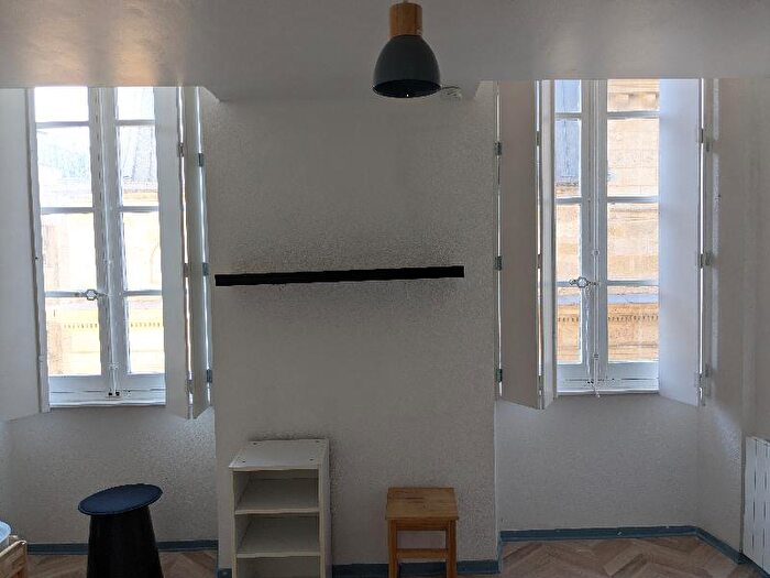 Appartement 1 pièce à louer à Bordeaux, Saint-Christoly