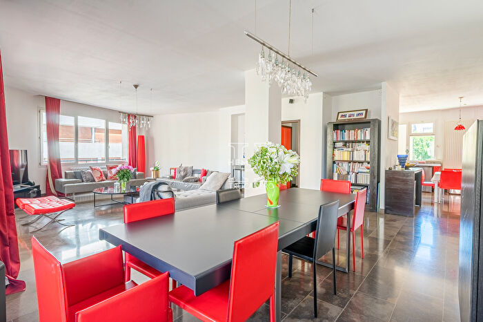 Appartement à vendre - Paris e , Muette-Nord, Trocadéro - 6 pièces - 4 chambres