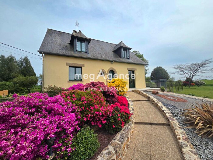 Maison à vendre - Parcé - 6 pièces - 4 chambres