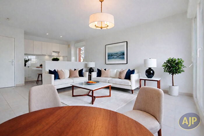 Appartement à vendre - Parempuyre - 3 pièces - 2 chambres