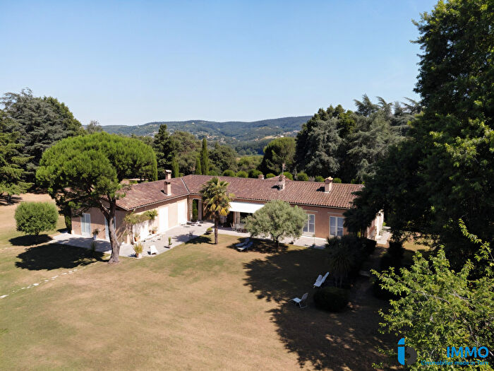 Maison 10 pièces à vendre - Aussillon